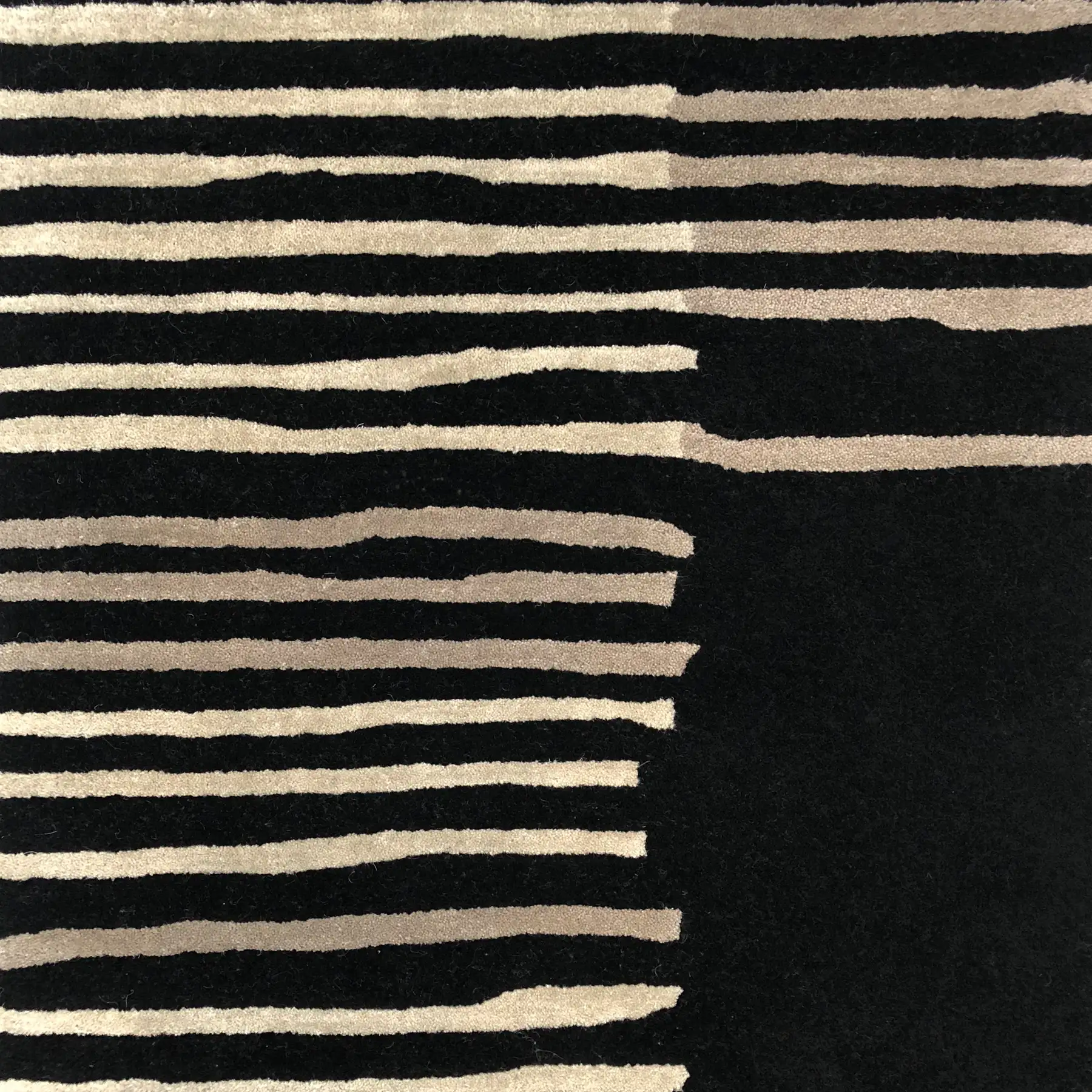 LUSH Lines & Boxes - Liora Manné